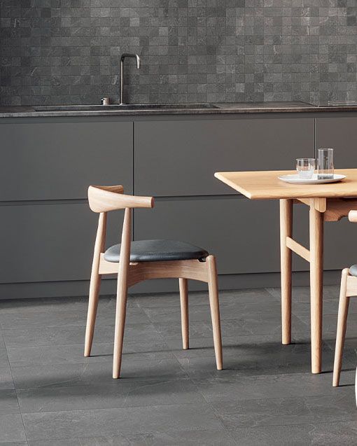 Surface Art Absolute Black - Tile | Carpet Exchange