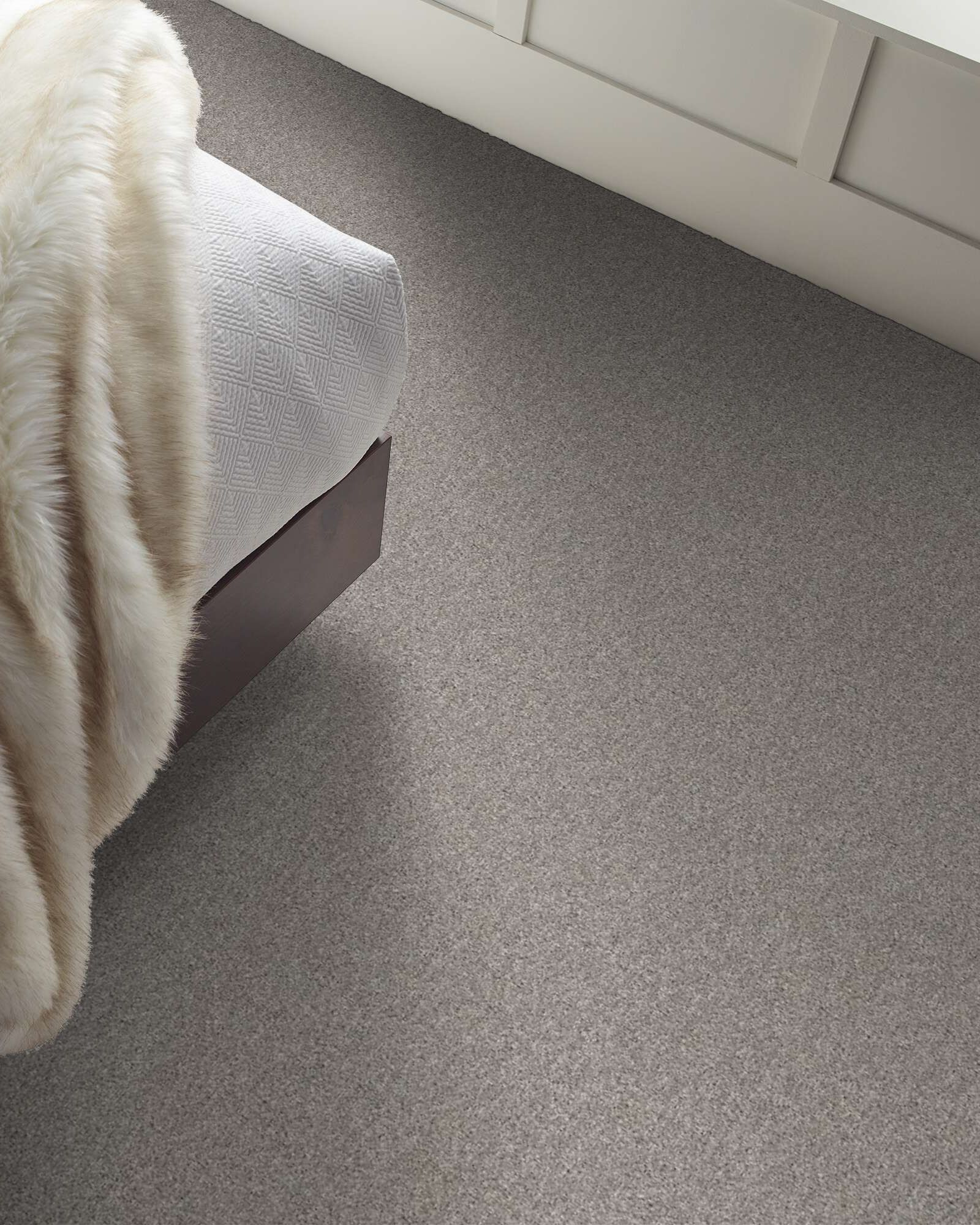 Shaw 5E686 Refined Chic Rock Crystal | Carpet Exchange