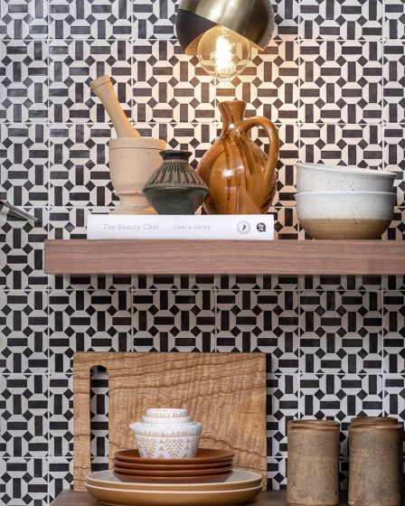 Bedrosians Cloe Loire Pattern 5"x5" Tile | Carpet Exchange